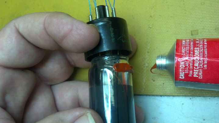 Octal Tube Base Replacement Experiment - Unbroken String